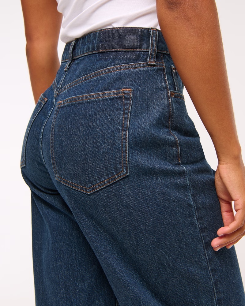 Curve Love High Rise Loose Jean - Abercrombie & Fitch